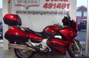 Honda ST1300 A9 PAN EUROPEAN ABS Honda TOP BOX AND PANNIERS WIND ...