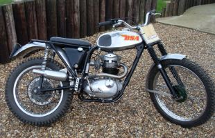 BSA B40 TRIALS ROAD REGISTERED