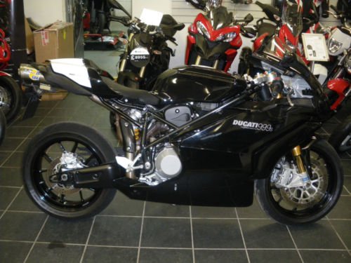 Ducati 999 S MONO NERO 55 Reg Rare Motorcycle, Ohlins, Marchesini, Brembo