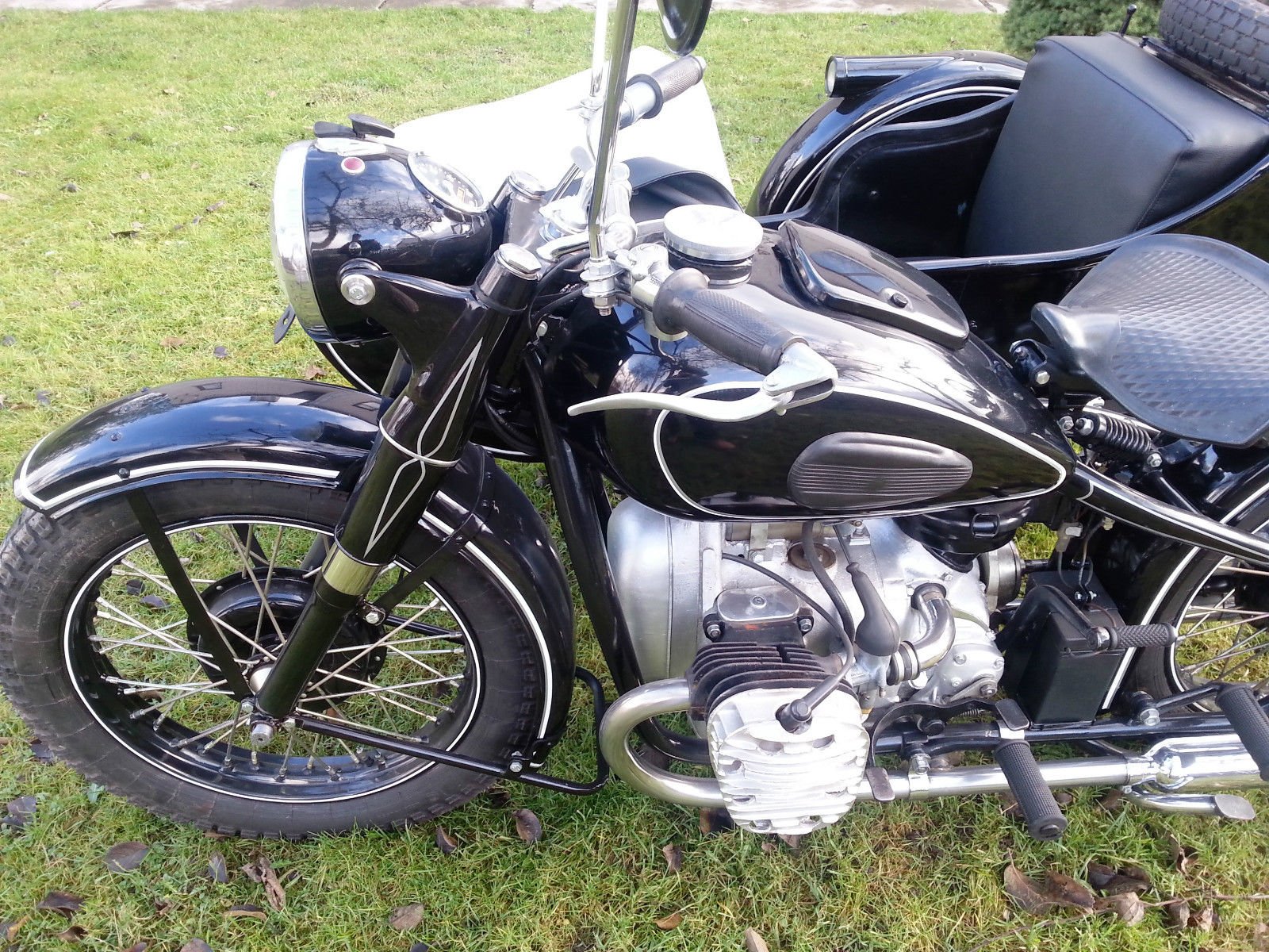 M-72 – USSR authentic military sidecar, 1952. Professional restoration ...