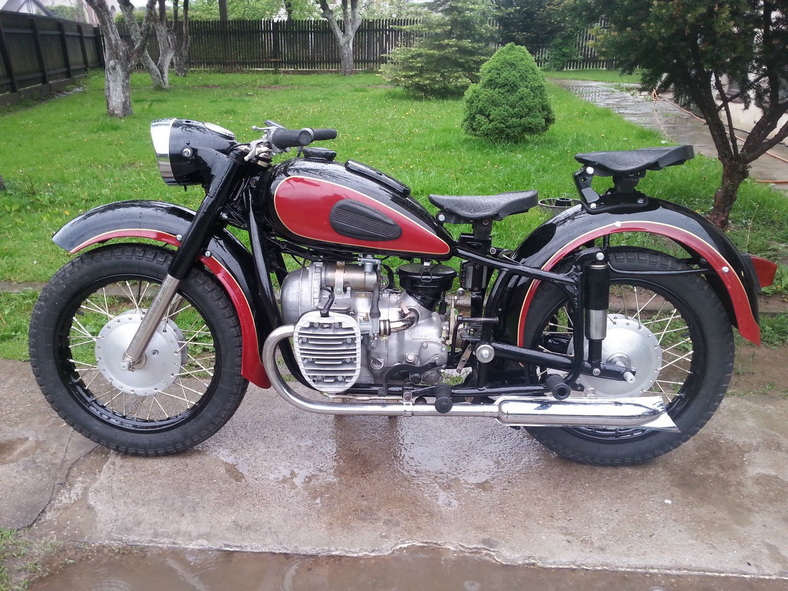 M-72 – USSR authentic military sidecar, 1952. Professional restoration ...