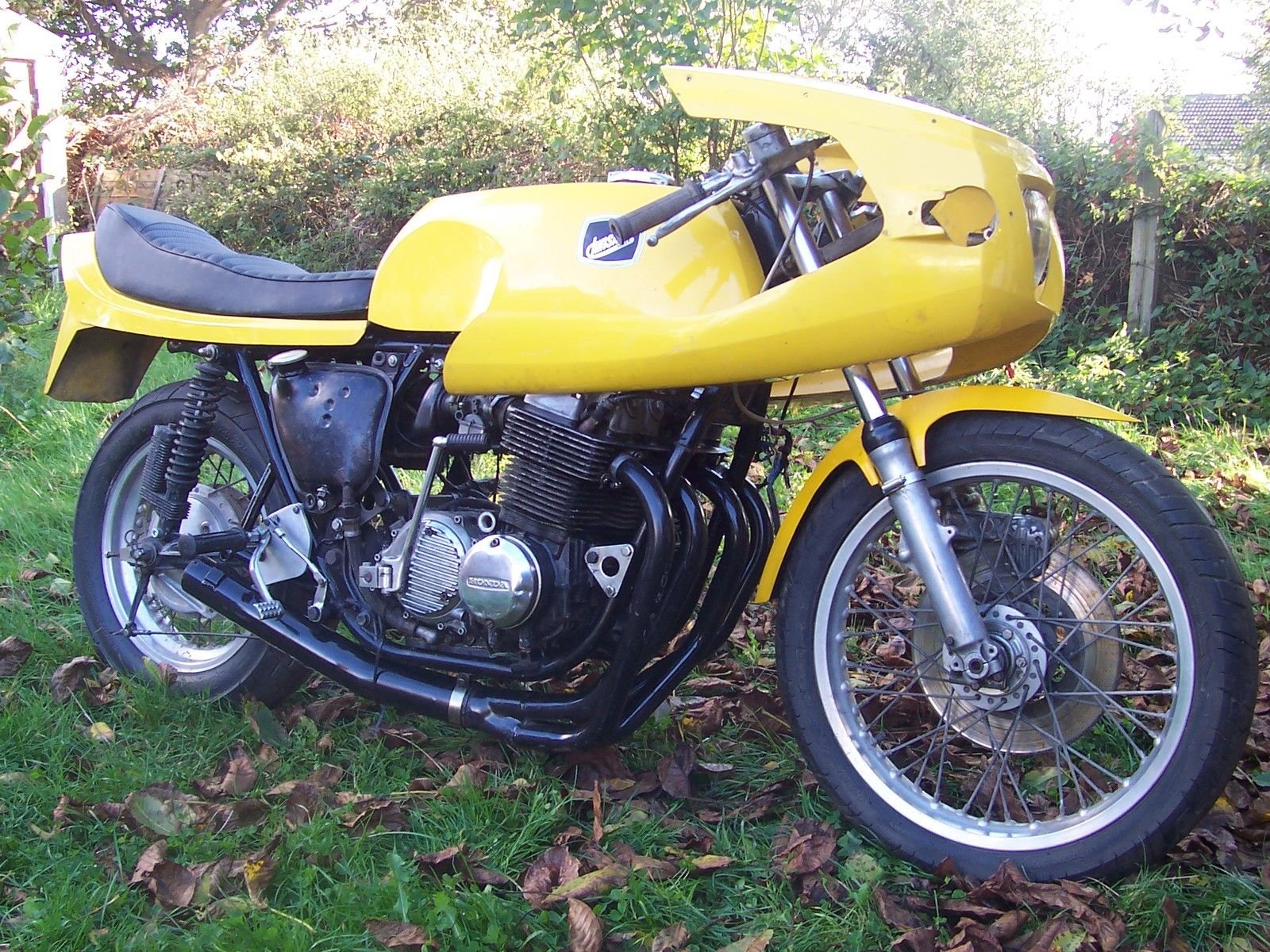 Triumph nla.Lav 3cl 1000 Triple Dunstall 750 Four Cafe Racer.Collection
