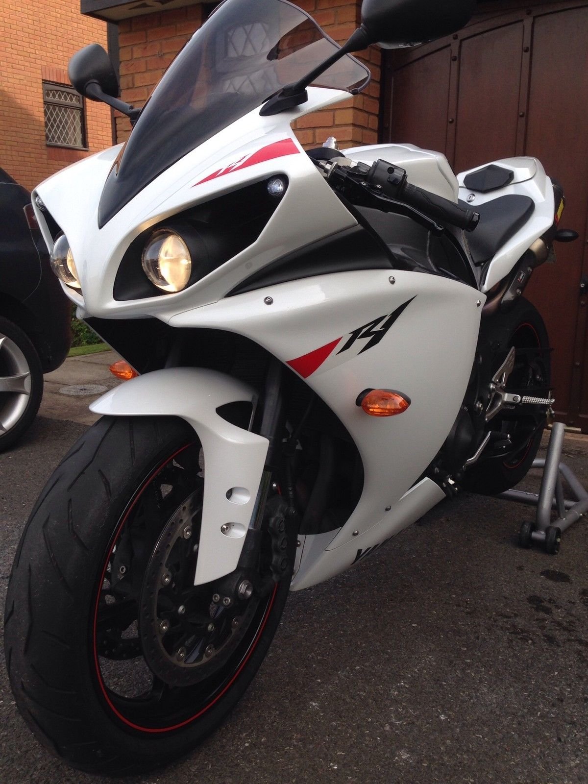 Yamaha R1 2010 Big Bang