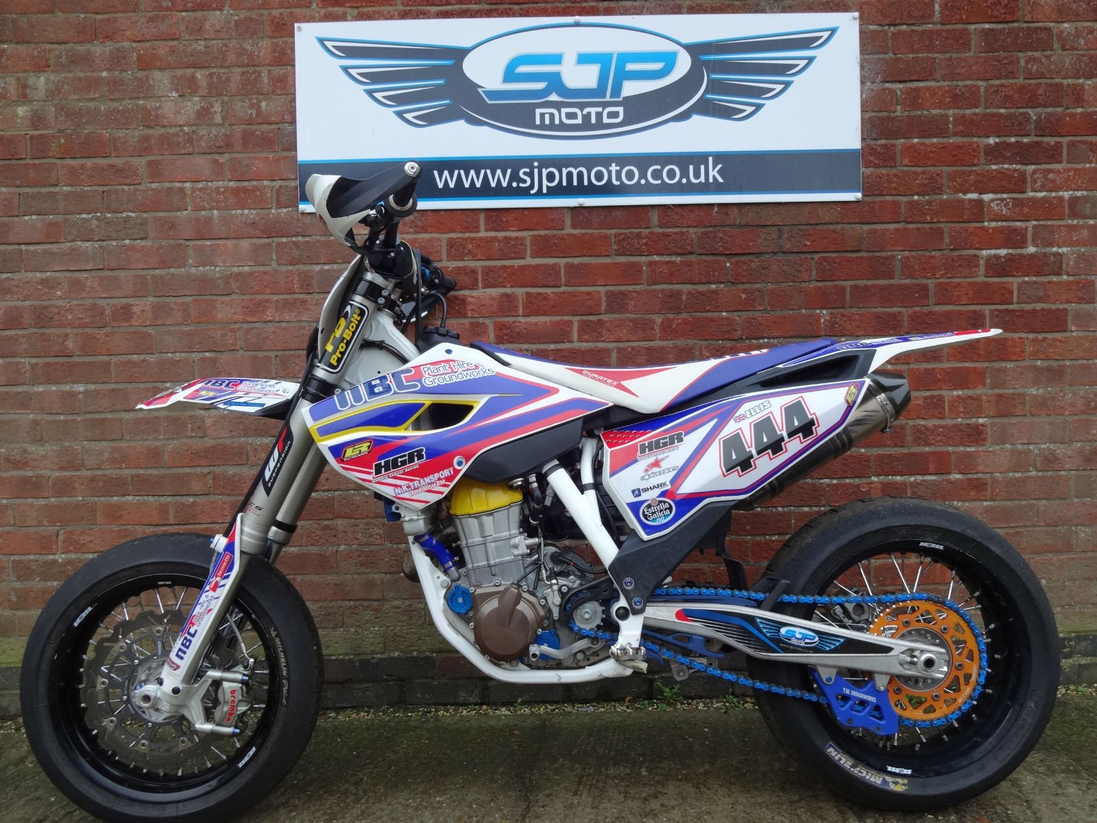 2015 Husqvarna FS450 Super Moto, 25 hours from new