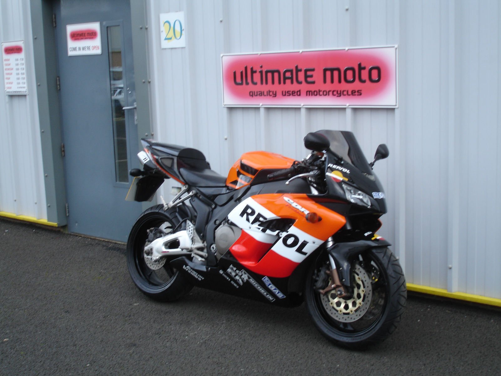 2004 Honda CBR1000RR-4 Repsol Colours Fireblade Blade
