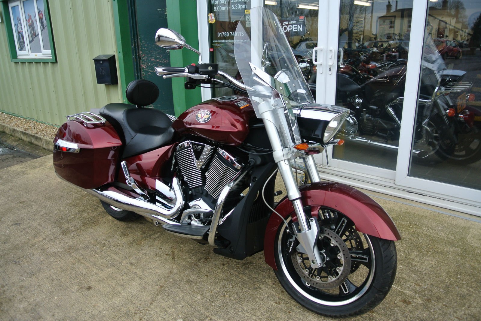 Victory Tour 1731cc 2010, Stunning Metallic Red