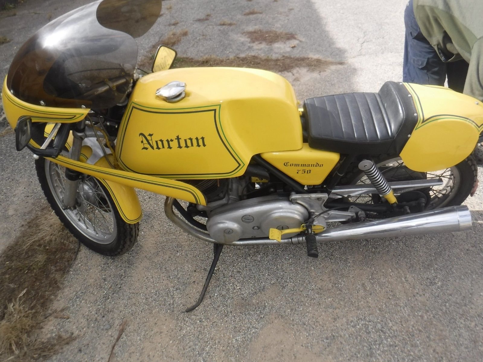 1972 Norton Commando 750