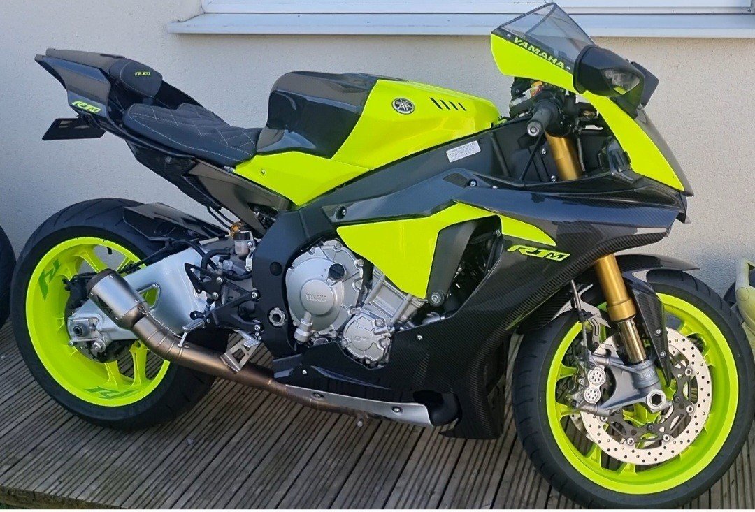 Yamaha R1m 2016 Custom Lots Carbon