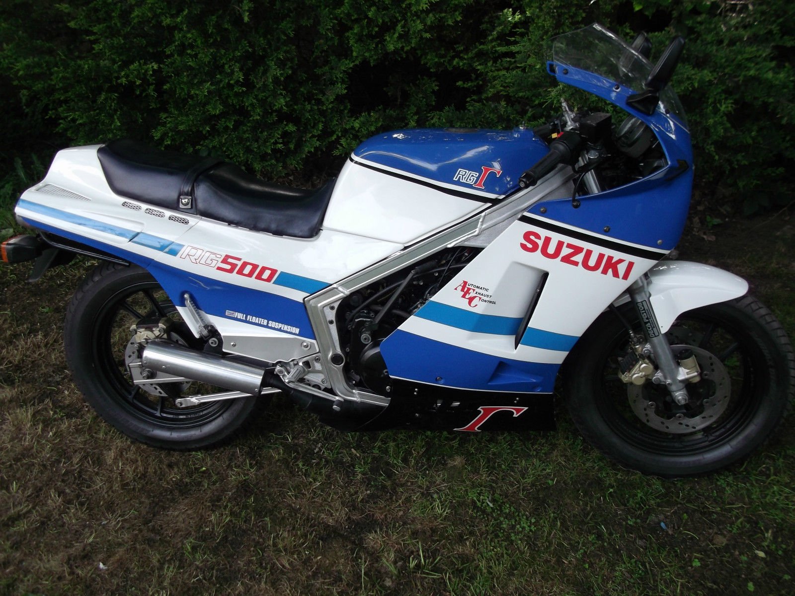 Suzuki rg500 rg 500